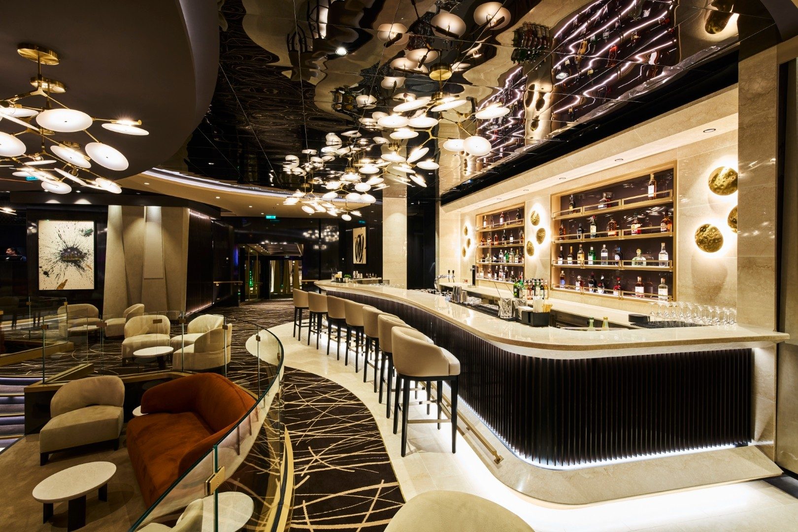 Bars & Lounges | Cruise Amenities
