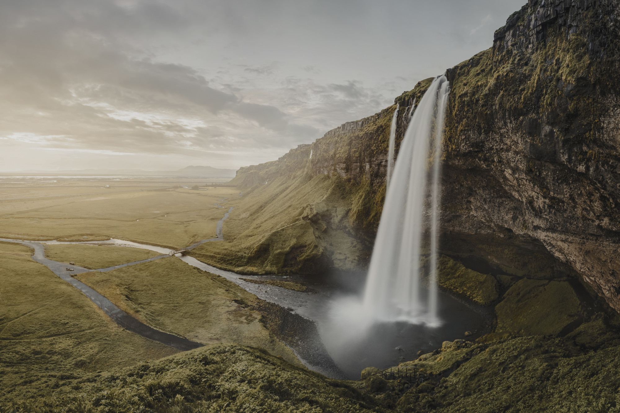 A Journey of Enthralling Natural Beauty & Icelandic Wonders